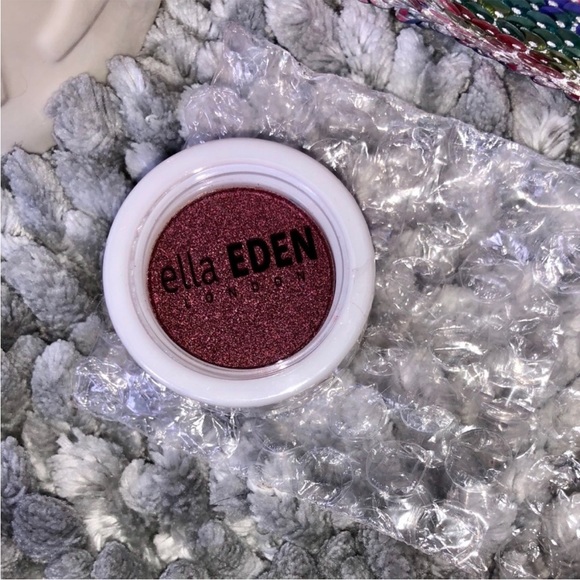 Sephora | Makeup | Ella Eden Willow Metallic Eyeshadow | Poshmark